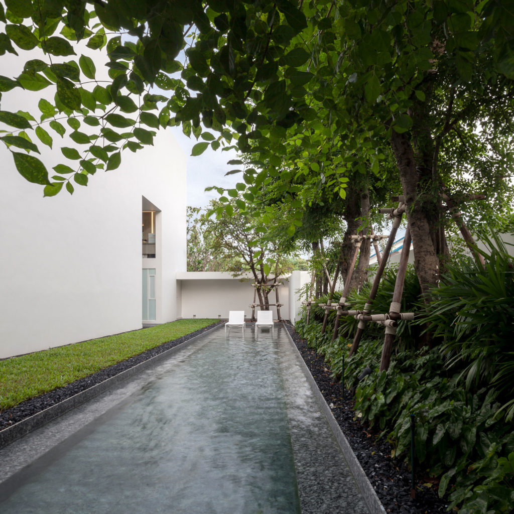 Integrated Courtyards House « Landezine International Landscape Award LILA