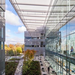 University of Oregon, Knight Campus for Accelerating Scientific Impact ...