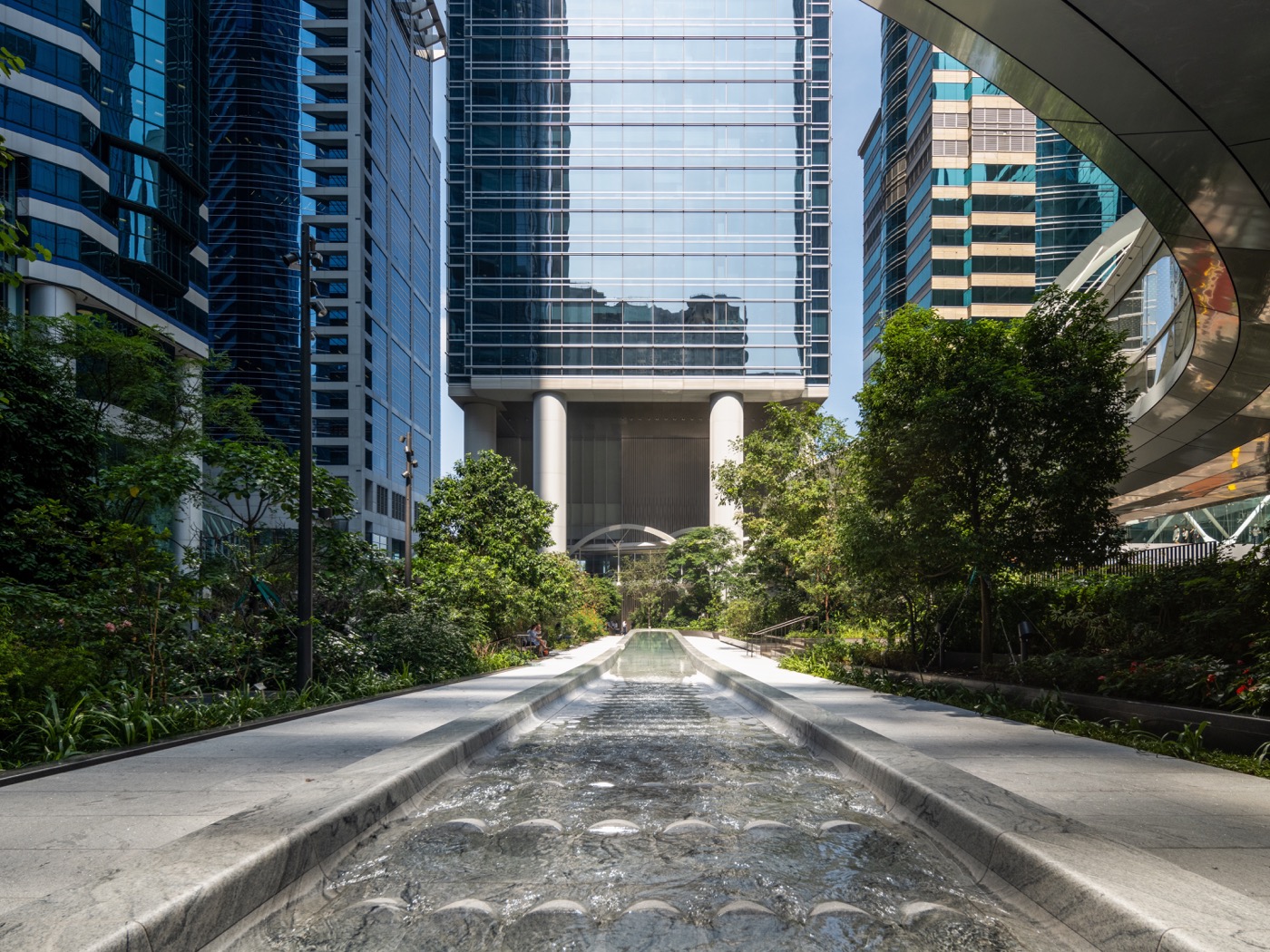 Taikoo Place by King Charles Street Quad by Gustafson Porter + Bowman ...