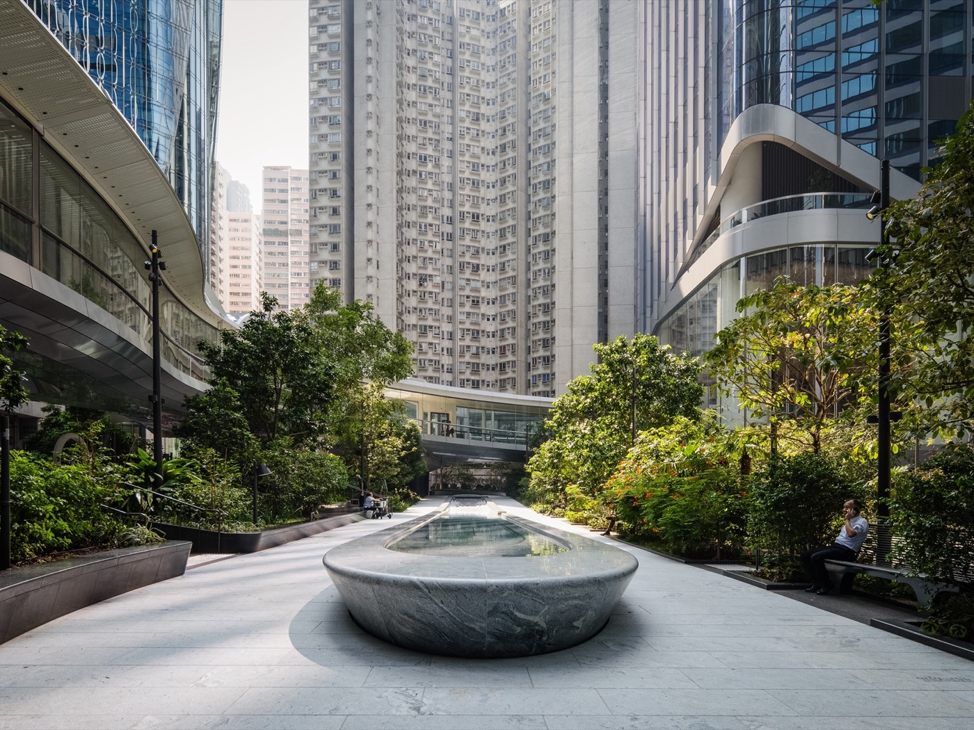 Taikoo Place by King Charles Street Quad by Gustafson Porter + Bowman ...